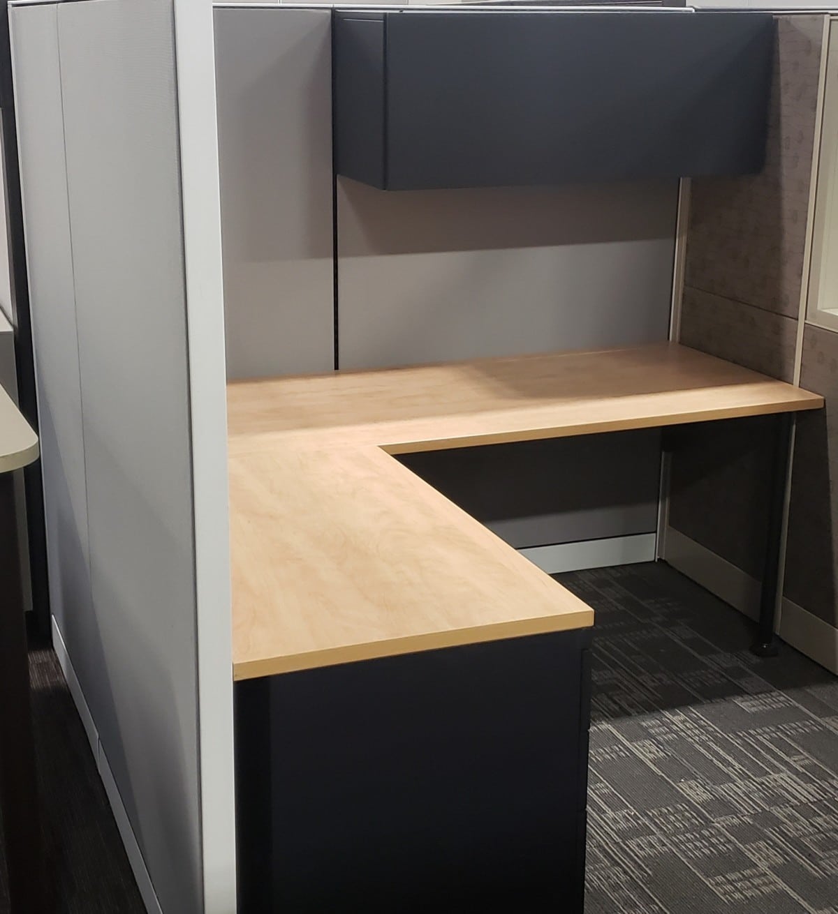 Steelcase Kick 6' x 6' L-shaped Workstation - MVP Modular Systems