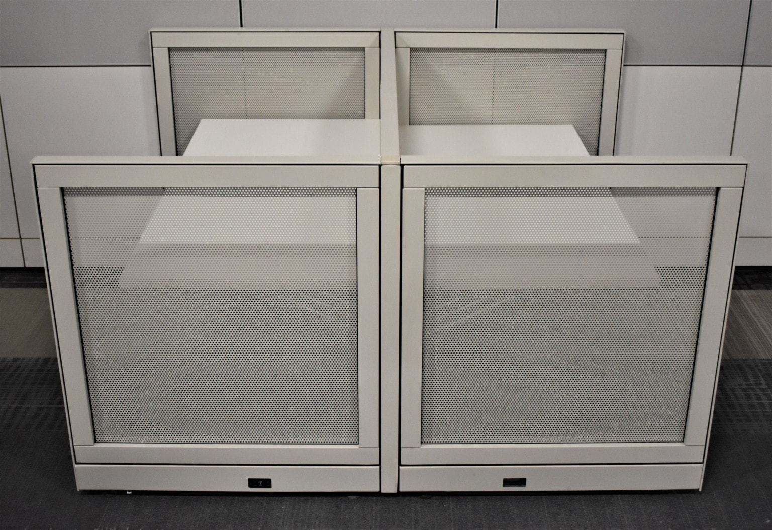 Steelcase Kick 2 1/2'x5' Touchdown Workstations - MVP Modular Systems